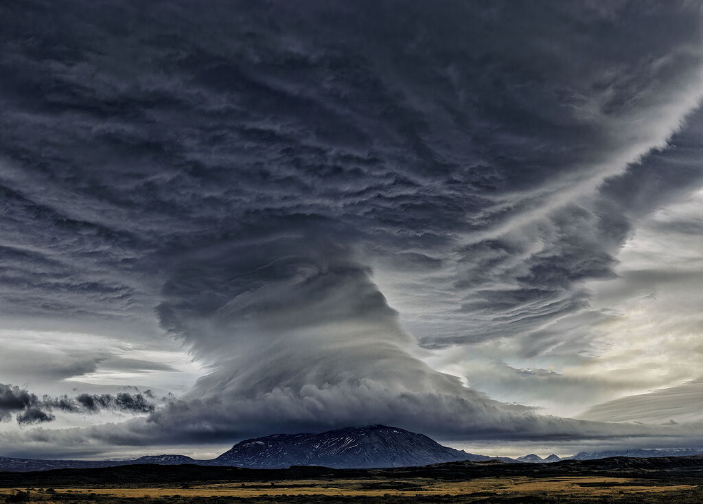 The Eye And Face Of A Storm - Image Critiques - Nature Photographers ...