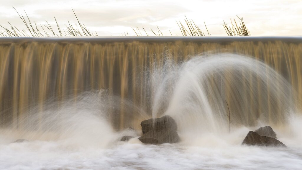 Below the weir - Landscape Critiques - Nature Photographers Network