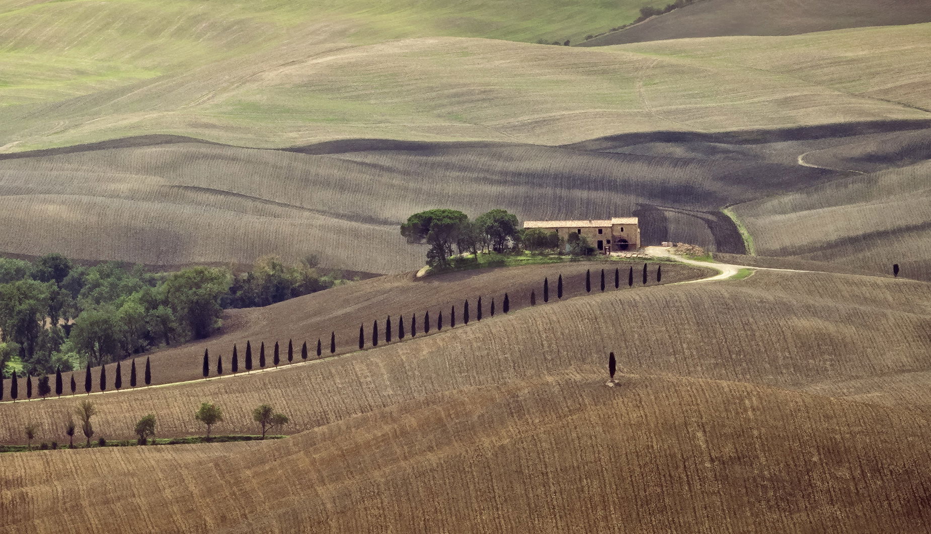 Overlapping hills - Landscape Critiques - Nature Photographers Network